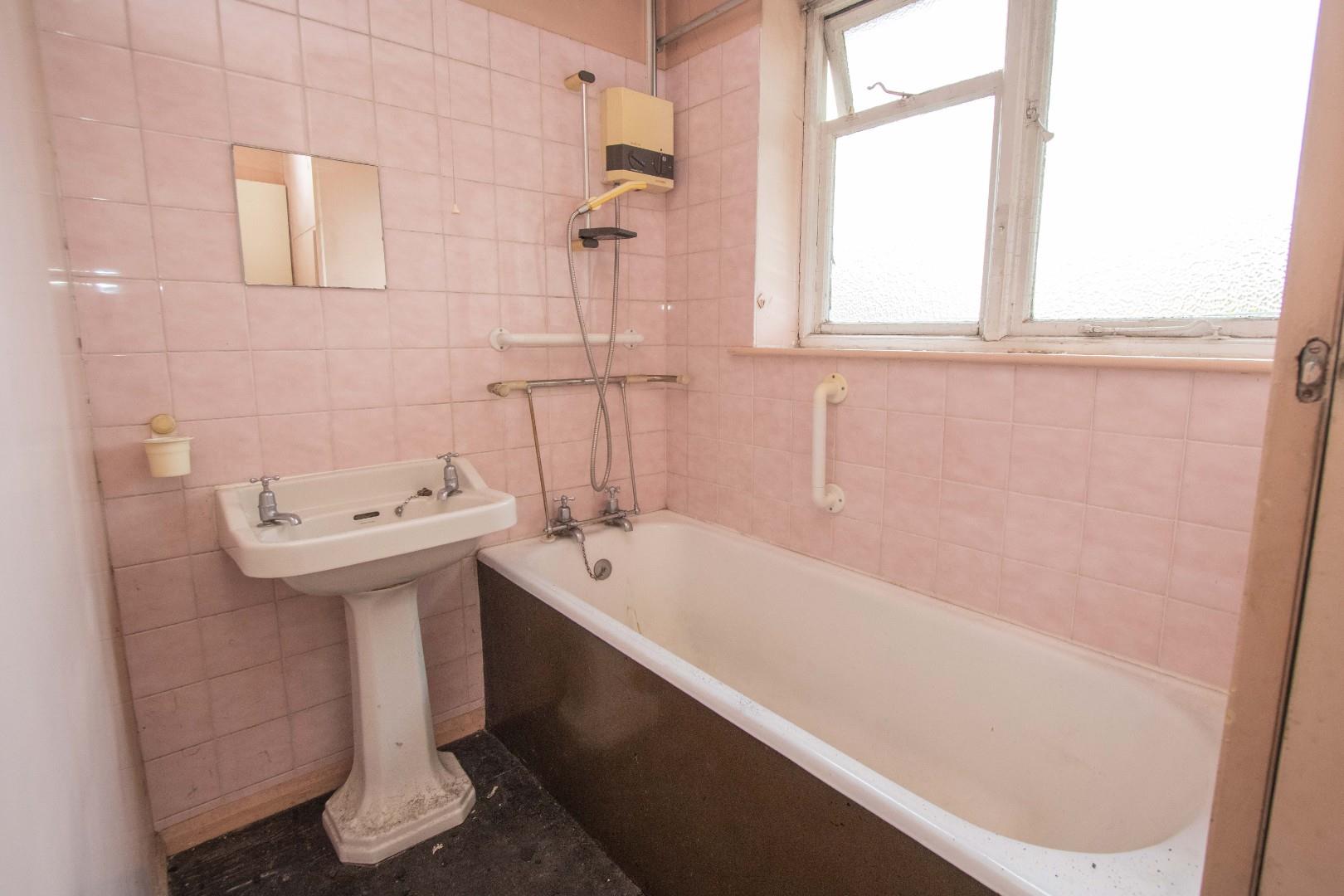 Moor Crescent, Gilesgate, Durham – Robinsons